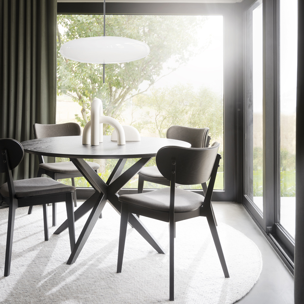 Calverton matbord runt | Walfrid Svenssons Möbler